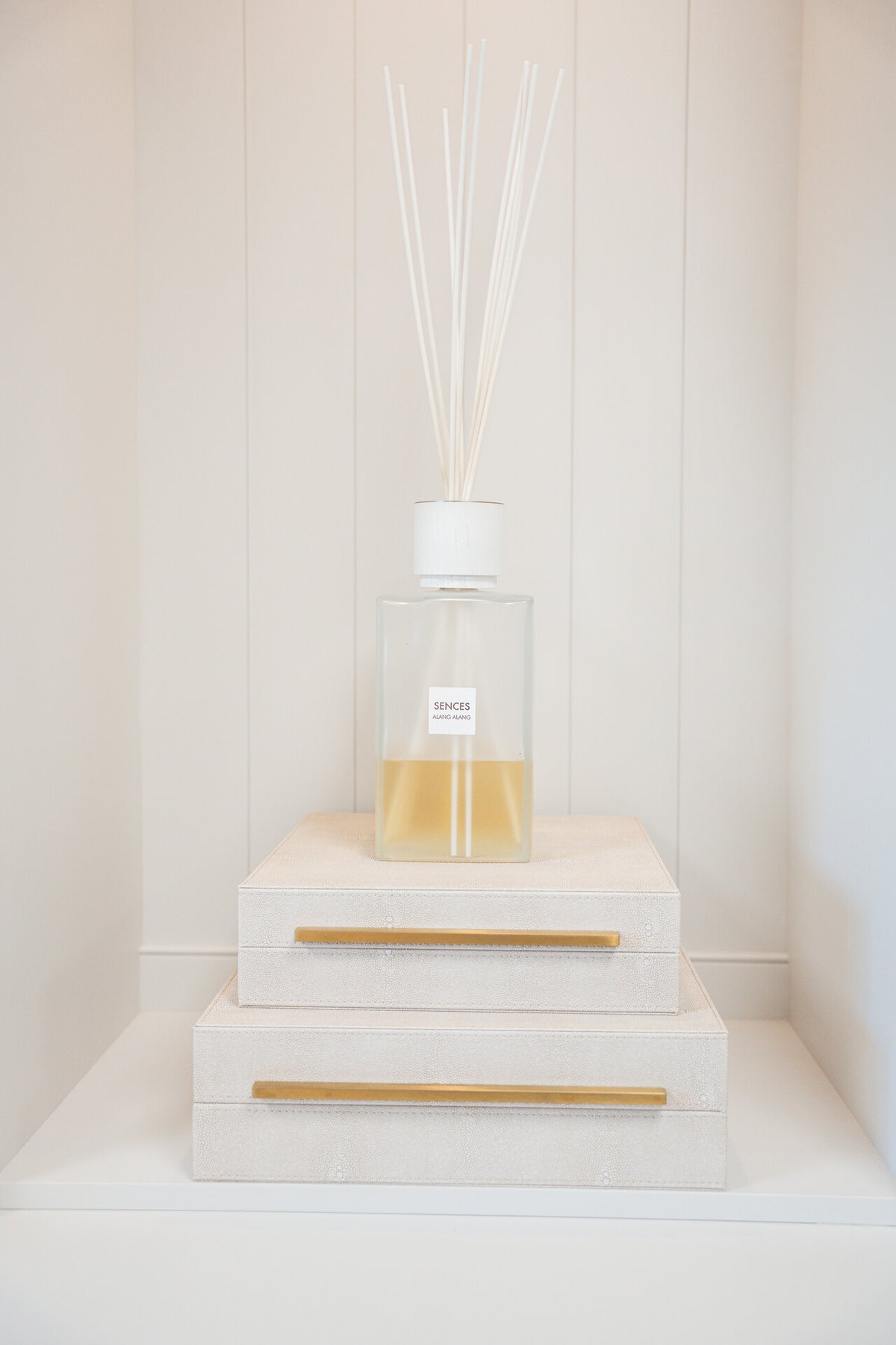 Sences White Alang Alang Extra Large Reed Diffuser 2200ml – Norfolk ...